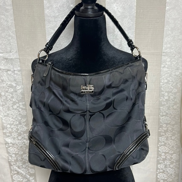 Coach | Bags | Authentic Coach Chelsea Signature Katarina Bag 893 Black ...